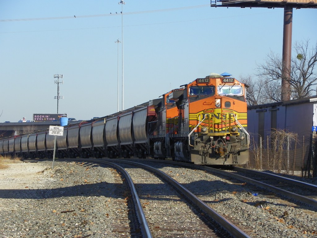 BNSF C44-9W 4412